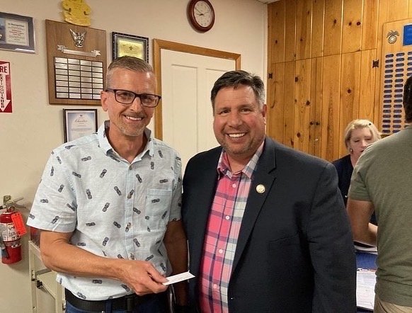 D4F85664-89FD-4618-AFDE-A20BBF140DFE - Photo